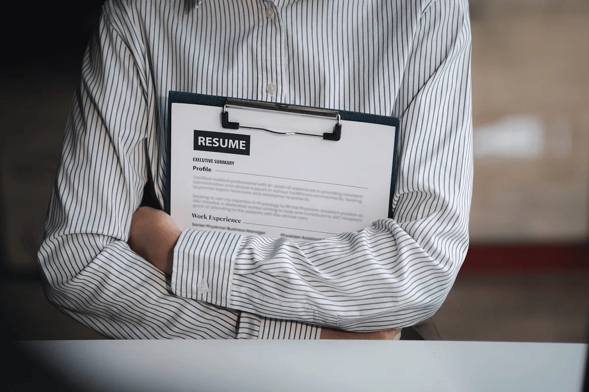 Crafting an Impressive Resume with Minimal Experience Crafting an Impressive Resume with Minimal Experience